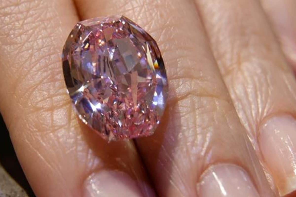 Pink Diamond Sells For Nearly $58 Million in Hong Kong - Australia ...